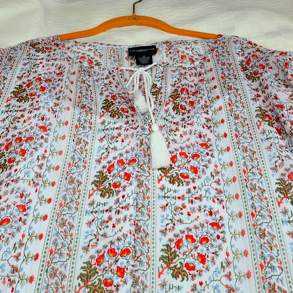 LizClaiborne | Tops | Lizclaiborne Bobo Paisly Flowered Swing Blouse ...